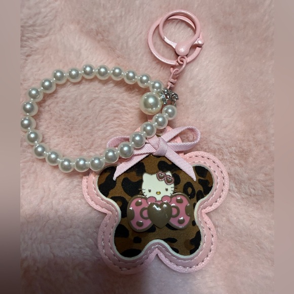 Hello Kitty | Accessories | Hello Kitty Keychain | Poshmark